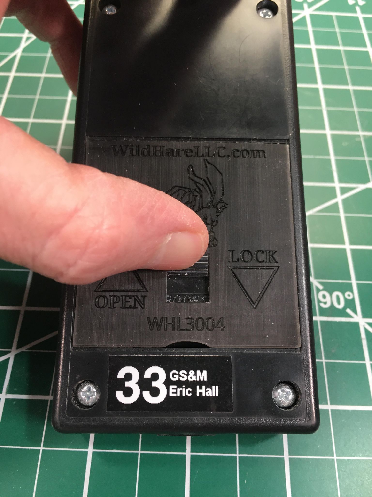 WHL-3004 – Battery Door/Cover – Fits NCE style handheld Engineer Cab04 ...